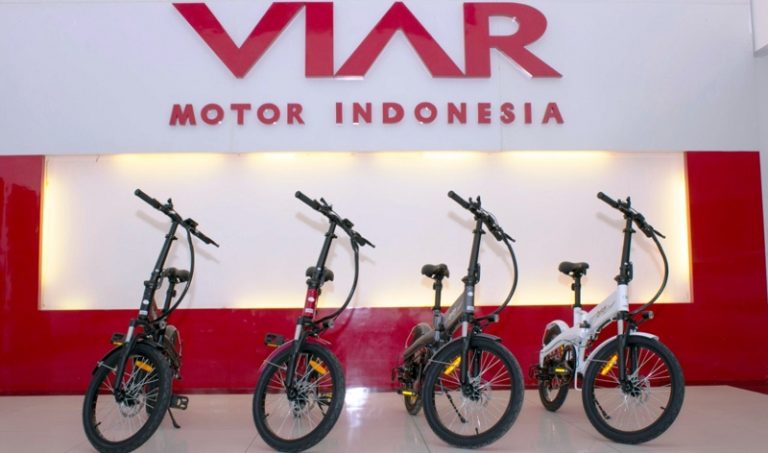 Viar Motor Indonesia Luncurkan Sepeda Listrik Lipat Compact Urban Modern