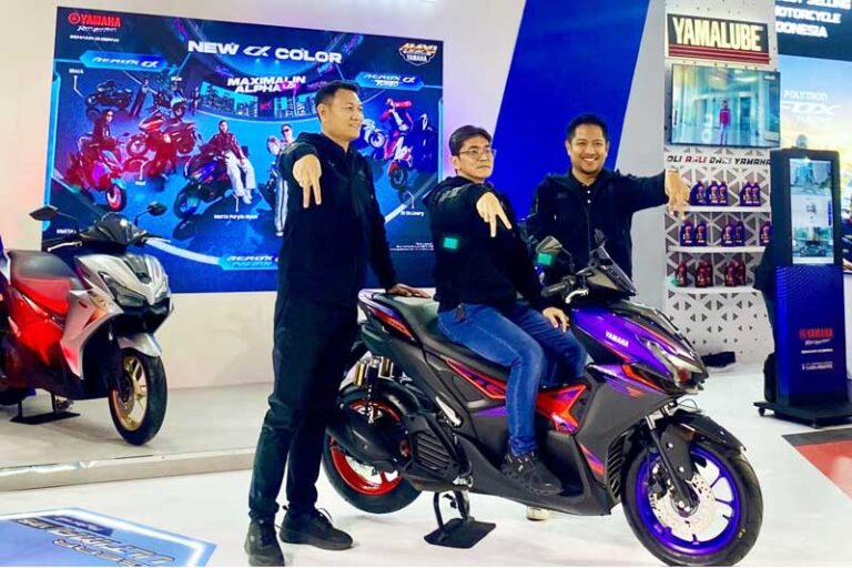 AEROX ALPHA dengan Warna dan Grafis Baru Diluncurkan di IIMS